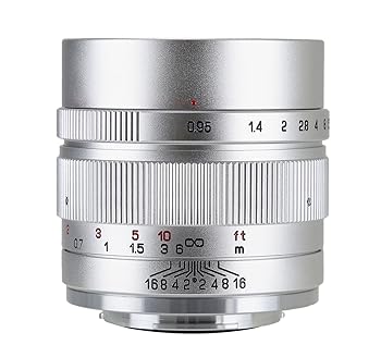 【中古】［非常に良い］中一光学(ZHONG YI OPITCS) 単焦点レンズ SPEEDMASTER 35mm F0.95 II (富士フイルムXマウント)(シルバー)【メーカー名】【メーカー型番】【ブランド名】中一光学 ミラーレスカメラ...