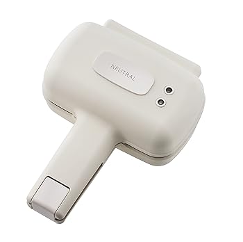 【中古】NEUTRAL ホットサンドメーカー ハーフ 1枚焼き 耳まで焼ける ひとり暮らし 食べ切りサイズ 具だくさん コンパクト ホワイト NR-K-HS3-WH【メーカー名】【メーカー型番】【ブランド名】ニュートラル(Neutral) ...