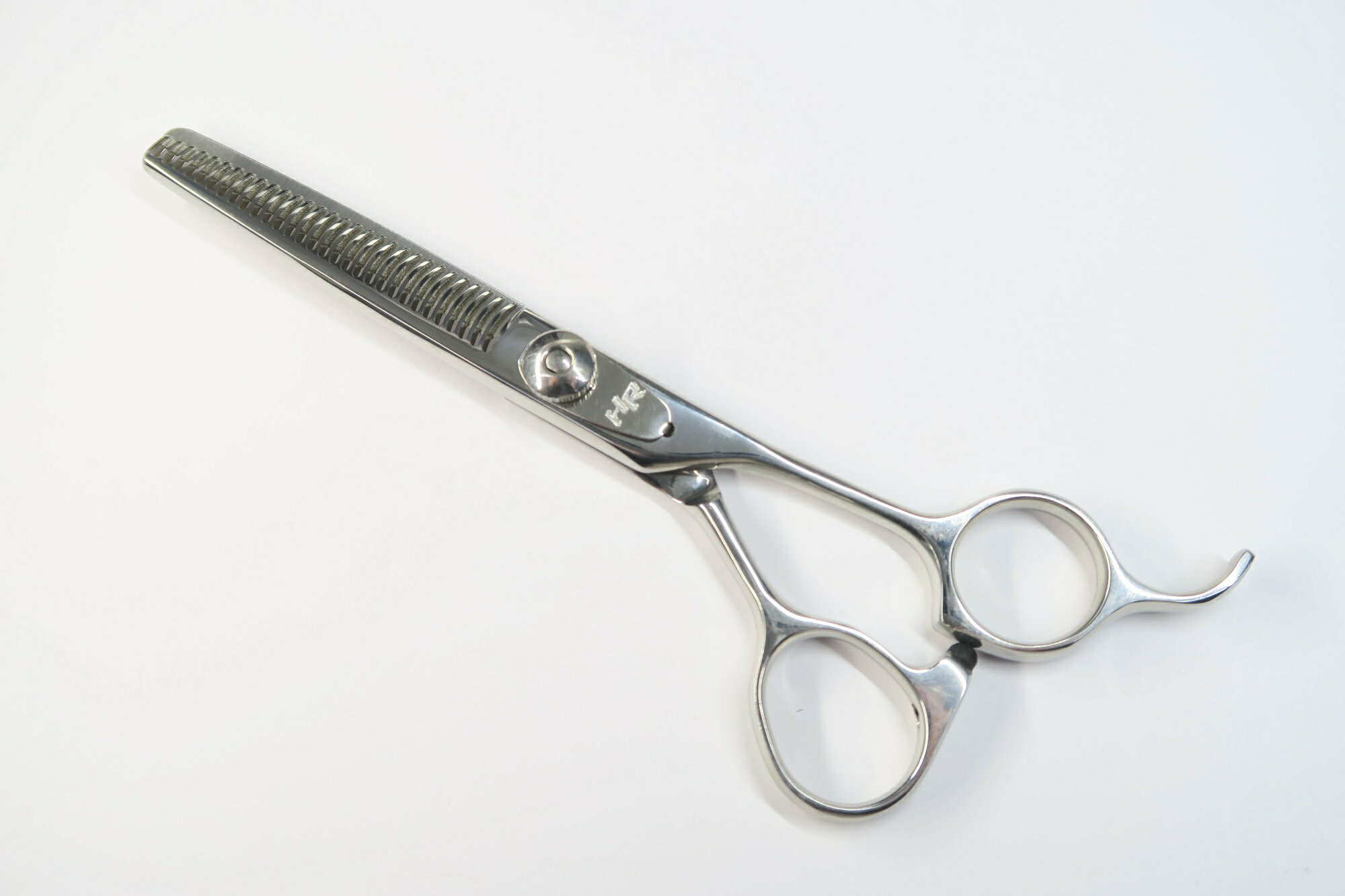 商品情報メーカーAKKOHS アコス型番HR6030商品管理番号H-10649利き手 右利きはさみのタイプセニングハンドルオフセットインチ数6.0重量(g)57.5カット率 % (約の数値)20状態ランクC切れ味買取した現状での出品となりま...