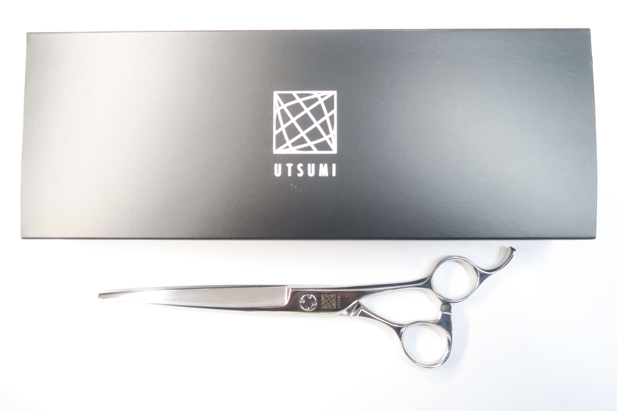 商品情報メーカーUTSUMI ウツミ 内海型番JG70商品管理番号G-1691利き手 右利きはさみのタイプシザーハンドルオフセットインチ数7.0重量(g)57カット率 % (約の数値)状態ランクS切れ味目安としてティッシュを問題なく切ること...