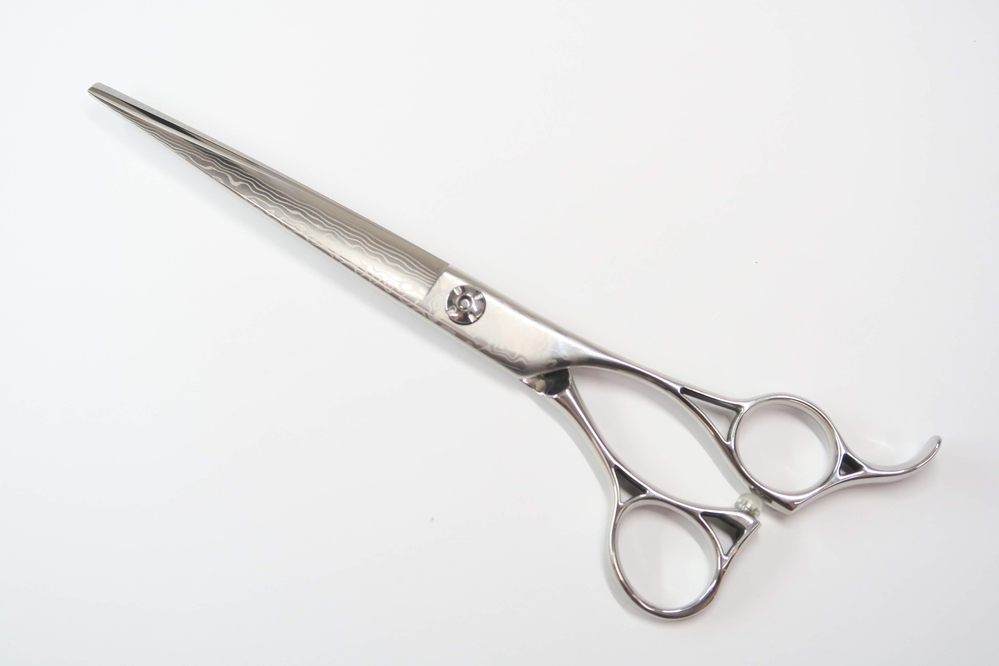 商品情報メーカーPRIMERD プリマード型番Damascus Long 7.0商品管理番号H-11787利き手 右利きはさみのタイプシザーハンドルオフセットインチ数7.0重量(g)62.5カット率 % (約の数値)状態ランクA切れ味目安と...