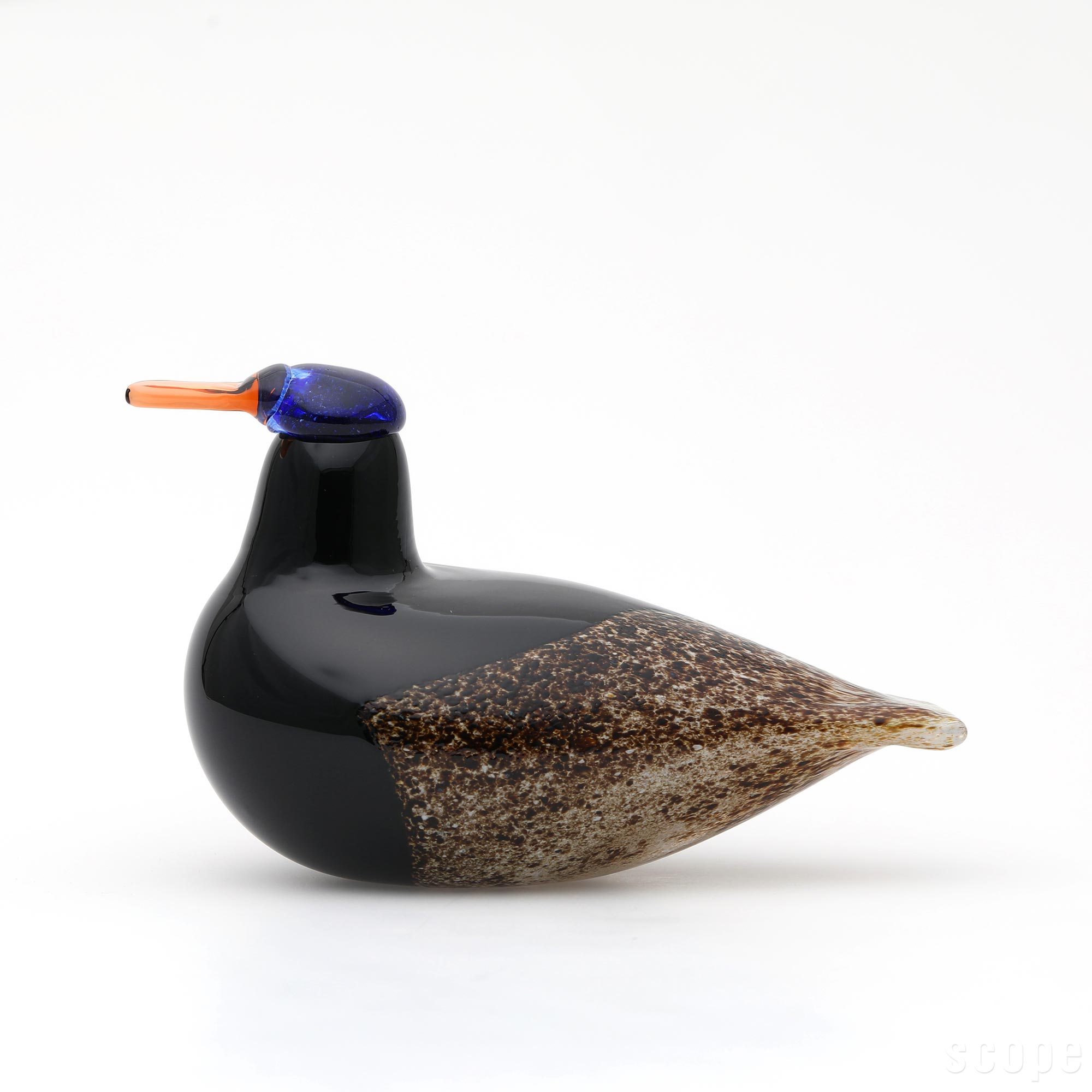 スペック 材質 無鉛ガラス 寸法 W195×D95×H120mm / 795g 生産 Made in Finland 備考 刻印：O.Toikka IITTALA 購入前に確認ください こちらの商品は共通して以下の特徴があります。 ・擦れ跡...