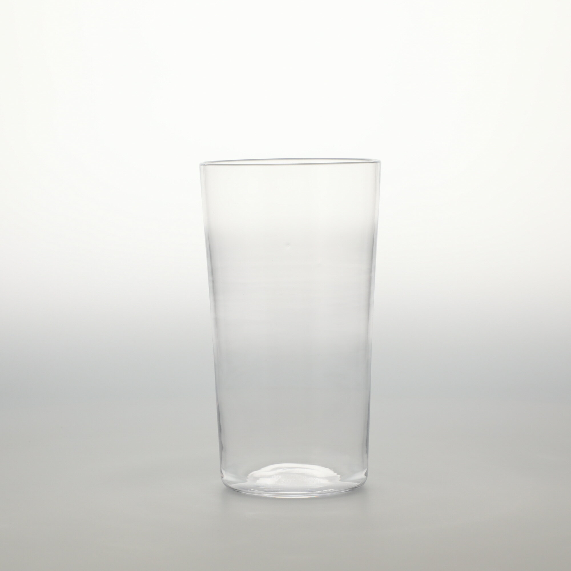 スペック 材質 ソーダガラス 寸法 φ107×H190mm / 418g 生産 Made in Japan 備考 刻印：fresco I.R&aring;man 食器洗浄機：× 購入前に確認ください ・内側に膨らみのあるヨレがみられます。 ...