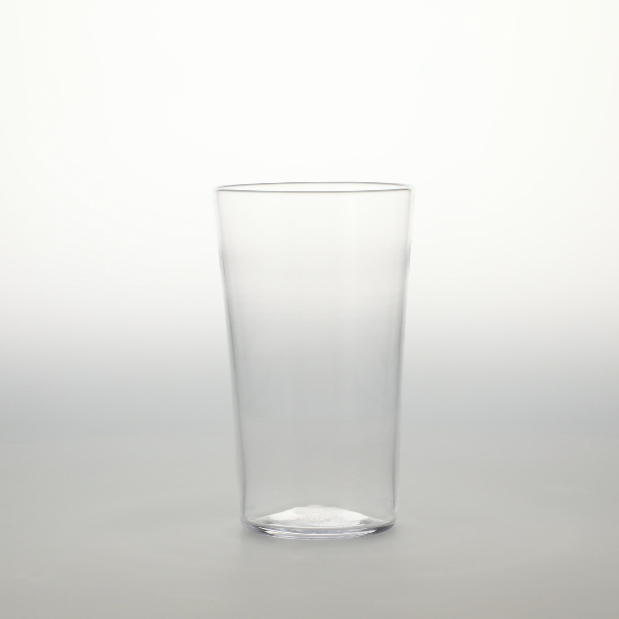 スペック 材質 ソーダガラス 寸法 φ109×H184mm / 478g 生産 Made in Japan 備考 刻印：fresco I.Raman 食器洗浄機：× 購入前に確認ください こちらの商品は共通して以下の特徴があります。 ・ヨレ...