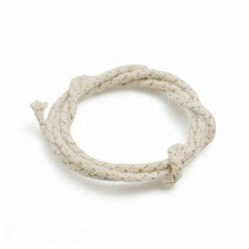 ※通常土日祝日を除く1週間以内に出荷の予定ですが欠品やメーカー終了の可能性もあり、その場合は別途メールにてご連絡いたします オイルインサートキャンドルの替え芯です。適度な長さに切ってお使いください。※芯のみの販売です。画像のオイルインサート...