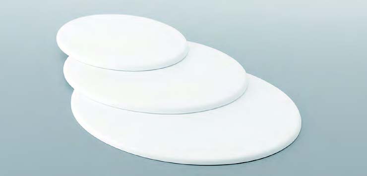 ■詳細：レザー製のディスプレイ用ステージです。細かなテクスチャーが特徴の高品質合成レザー製になります。 サイズ：S 320×245×13 素材：合成レザー カラー：白 用途：展示用の装飾、イメージ作りのため