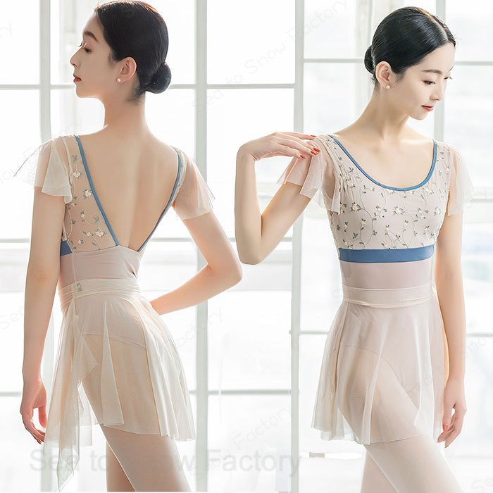 メーカー希望小売価格はメーカーカタログに基づいて掲載していますバレエ レオタード 大人 フレアスリーブ エレガント 大人用 バレエレオタード 花柄 刺しゅう おしゃれ 大人のレオタード 胸パッドポケット付き 大人バレエ バレエ用品 大人 バ...