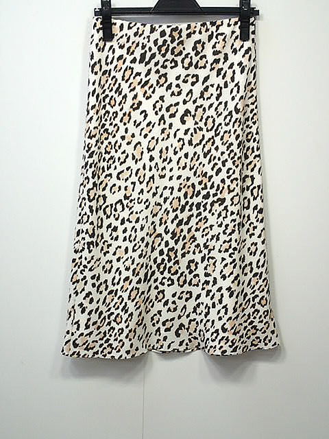 ●ランク：A ●サイズ：P(S) (実寸)W32cm(ウエストゴム) ●備　考：セオリーブティックでは34,100 　　　　　裏地有り 　　　　　表地−ポリエステル100％ 　　　　　表地−ポリエステル100％ 　　　　　スカート丈70cm...