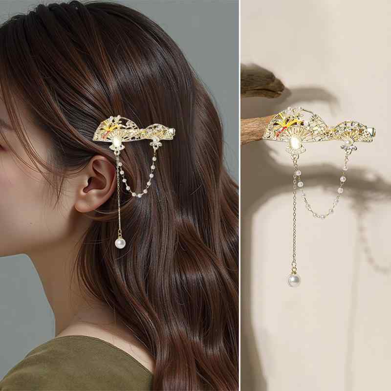 ・素材: 合金・デザイン: 扇形ローズ・加工: 電鍍・種類: ヘアクリップ・カラー展開: シルク扇子モチーフ、ローズ琵琶、メタルフェイクバタフライ（シルバー）、メタルフェイクバタフライ（ゴールド）、フェイクバタフライ（シルバー・タッセル付き...