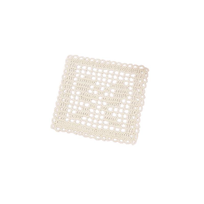 オリムパス製絲 編み物キット はじめてのクロッシュレース リボン EG-103セット内容：エミーグランデ804、編み方説明書用意するもの：かぎ針2/0号出来上がりサイズ：約縦12×横13cm所要時間目安：3時間難易度：初級者向き