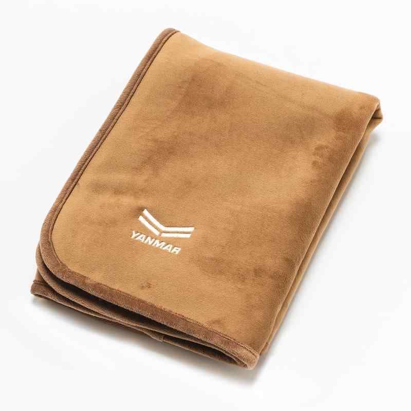 ヤンマー FLYING-Y ひざ掛け ブランケット なめらか質感 60×90cm光沢感のあるなめらかな質感のヤンマーオリジナルブランケットおしゃれでかわいい軽いブランケットで、ひざ掛けとしておすすめ中国製