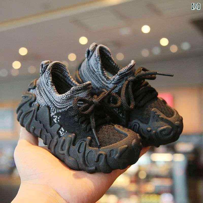 ・カテゴリ: ランニングシューズ・カラー展開: ブラック、米白、ピンク・対象年齢: 4-6歳・機能: 通気性、軽量、防滑・靴底素材: PVC・着用方法: 筒式/セットシューズ・対象: 男女共用