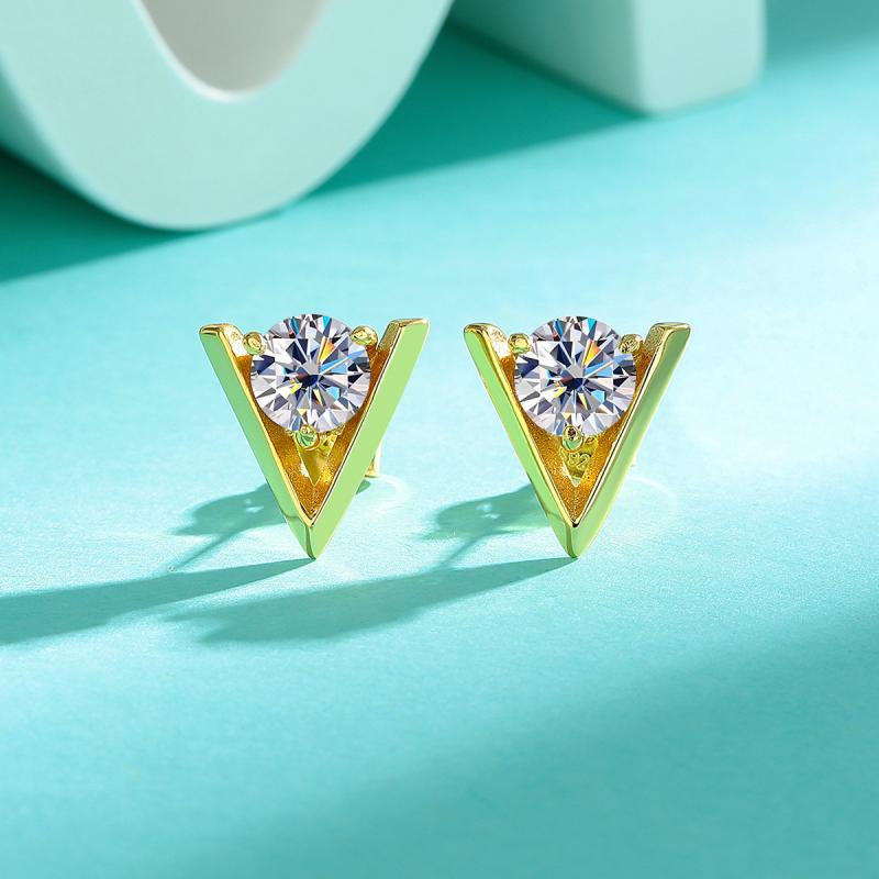 ・カテゴリ: ピアス・イヤリング・スタイル: ファッション通勤・素材: シルバー・素材純度: シルバー92.5%・加工: 電鍍・ポスト素材: 純銀・デザイン: 幾何学模様・主なデザイン要素: 三角形・カラー展開: 白金色（モアッサナイト）、...