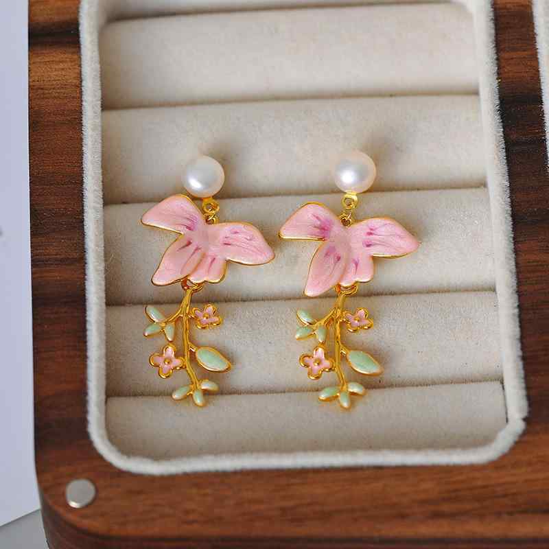 ・素材: 銅・形状: 花・加工技術: 電鍍・スタイル: 文芸復古・カテゴリ: イヤリング・ピアス・対象: 女性・人気モチーフ: 植物、花