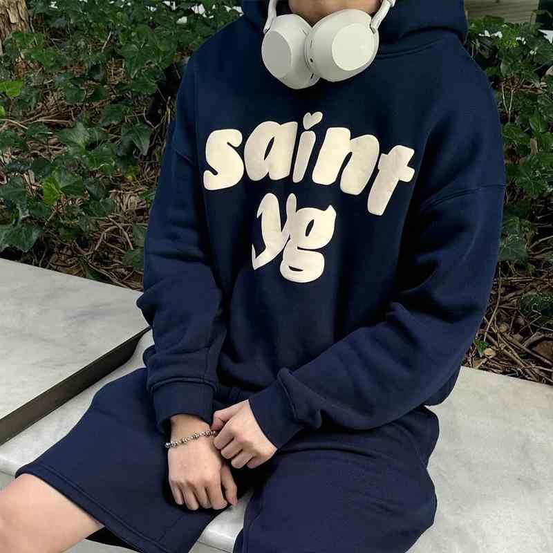 ・カテゴリ: スウェット、フリース・スタイル: ストリートカジュアル・フィット: ルーズ・着丈: レギュラー (約50cm～65cm)・袖丈: 長袖・ネックライン: フード付き・厚さ: 中肉・柄: レタリング、数字・デザイン要素: 3D立体...