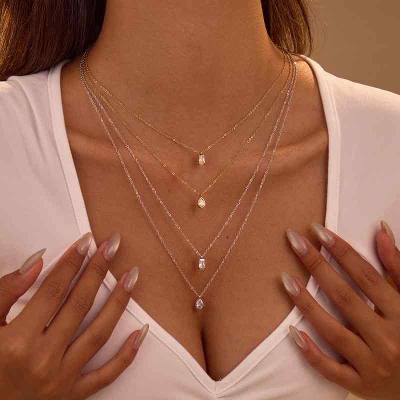 ・カテゴリ: ネックレス・スタイル: ファッションOL・スタイル分類: ファッション通勤・対象: 女性・素材: ステンレス・加工方法: 電気メッキ・形状: 幾何学模様・チェーンスタイル: レギュラーチェーン・ペンダント素材: ステンレス・純...