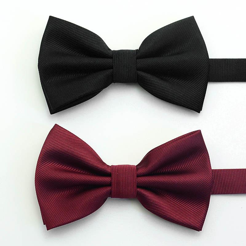 ・カテゴリ: 蝶ネクタイ・性別: 男性・対象年齢: 成人・スタイル: ビジネス、フォーマル・素材: ポリエステル・柄: ストライプ・サイズ: 約12cm x 6cm・カラー展開: ブラック、ホワイト、ダークグレー、シルバー、ピンク、ワインレ...