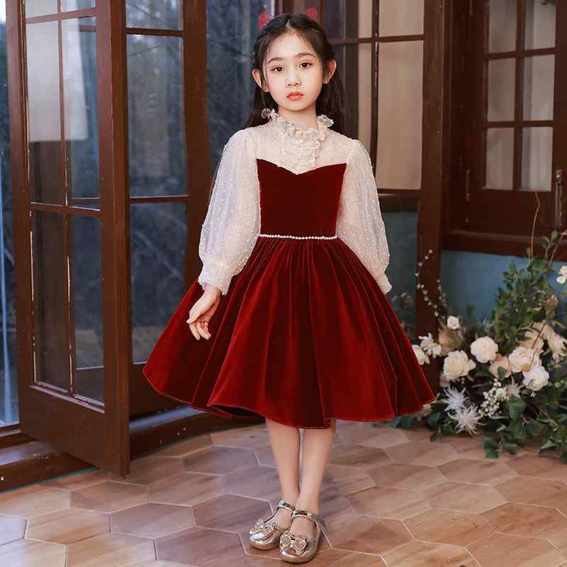 ・カテゴリ: キッズドレス・対象年齢: 8歳以上・性別: 女の子用・生地加工: プリーツ・デザイン要素: キュート・スタイル: プリンセス・主な素材: 化学繊維混紡（ポリエステル50%）・裏地素材: ポリエステル・安全基準: A類・カラー:...