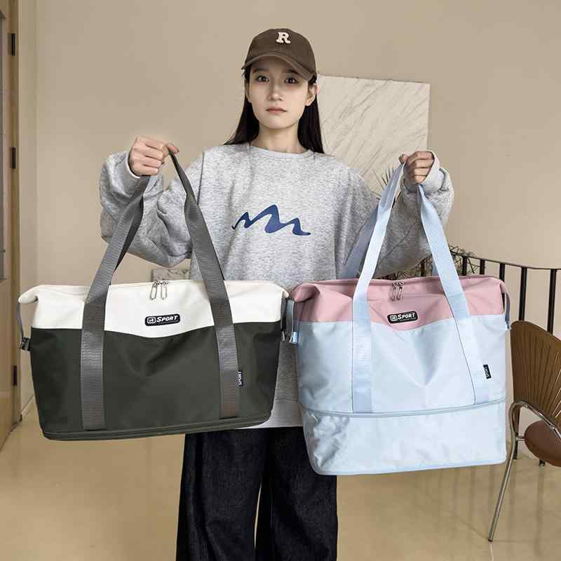 ・容量: 20～35L・素材: オックスフォード生地・機能: 防水、容量拡張、負担軽減、乾湿分離・性別: ユニセックス・裏地素材: ポリエステル・柄: 無地・スタイル: カジュアル、旅行・デザイン要素: ステッチ、配色、切り替え・カラー展開...