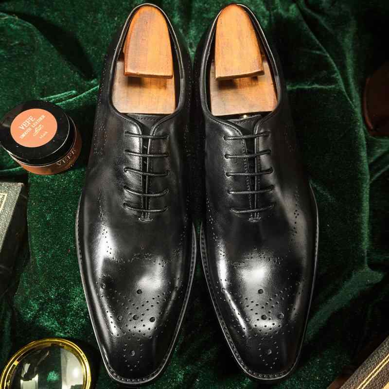 ・カテゴリ: フォーマルシューズ・アッパー素材: 牛革・ソール素材: ゴム・性別: 男性・つま先形状: ポインテッドトゥ・履き口の高さ: ローカット・機能: 滑り止め、耐摩耗性・スタイル: ビジネス、デイリー・カラー展開: ブラック、ワイン...