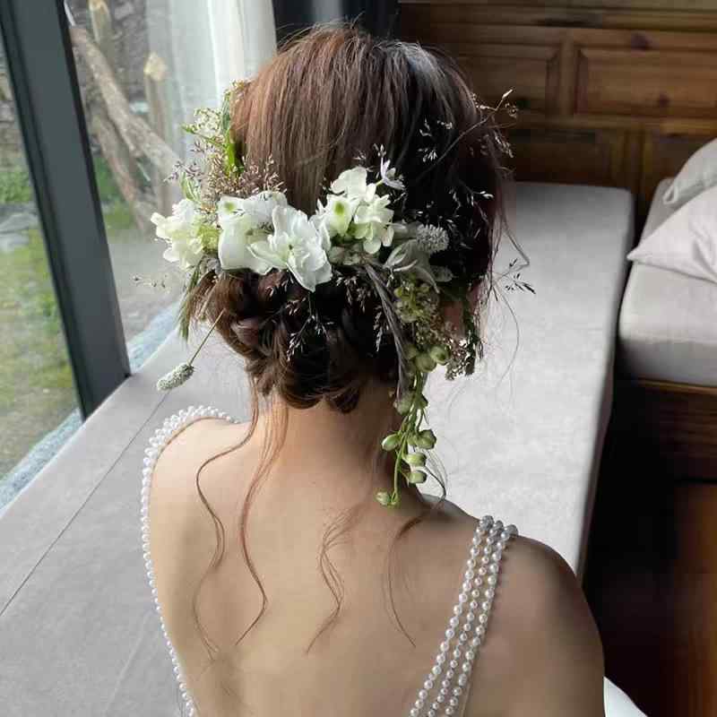 ・主な素材: 布製・加工方法: 手作り・ヘアクリップの種類: サイドクリップ・流行要素: 花柄、植物モチーフ・スタイル: 森ガール系・スタイル分類: 清新で可愛らしい・カテゴリ: ヘアアクセサリー・対象: 女性
