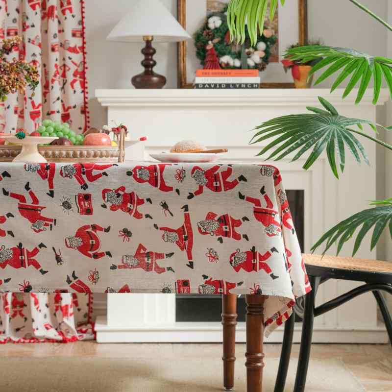 ・主な素材: 綿麻90%・カテゴリ: テーブルクロス・形状: 長方形・カラー展開: グリーンクッキーマン柄、レッドクッキーマン柄、ホワイトクッキーマン柄、ブルーハウス柄、レッドサンタ柄・サイズ展開: 100x140cm、140x140cm、...