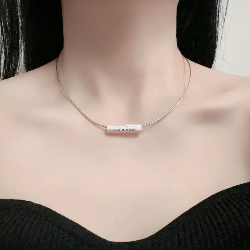 ・素材: 合金・加工方法: 電鍍・形状: 幾何学・チェーンスタイル: 鎖骨チェーン・ペンダント素材: 合金・周囲長: 41cm〜50cm・デザイン要素: 円形・スタイル: クール系・スタイルカテゴリ: 個性派トレンド・カテゴリ: ネックレス...