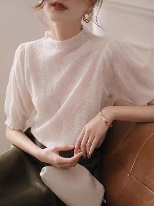 ・主な素材: ポリエステル・厚さ: 普通・組み合わせ: 単品・デザイン: プルオーバー・フィット: レギュラー・袖タイプ: パフスリーブ・ネックライン: ハイネック・袖丈: 3分袖・着丈: 普通丈 (50cm超65cm以下)・カラー展開: ...