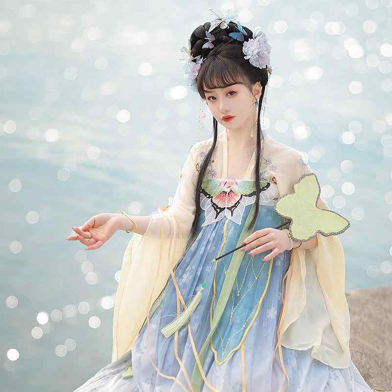 ・適用場面: 漢服・生地: シフォン・主な素材: 再生セルロース繊維 50%～70%未満・素材2: 再生セルロース繊維 70%～80%未満・カラー: 蝶・サイズ展開: S, M, L, XL・加工: 吊り染め・流行要素: 紐