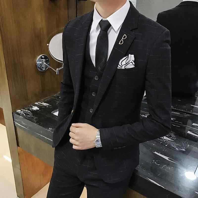 ・前立て: シングルブレスト1つボタン・主な素材: アセテート繊維80%・シーン: カジュアル・ネックライン: ノッチドラペル・ベント: センターベント・フィット: スリム・厚さ: レギュラー・カラー展開: ブラック、グレー、ネイビー・サイ...