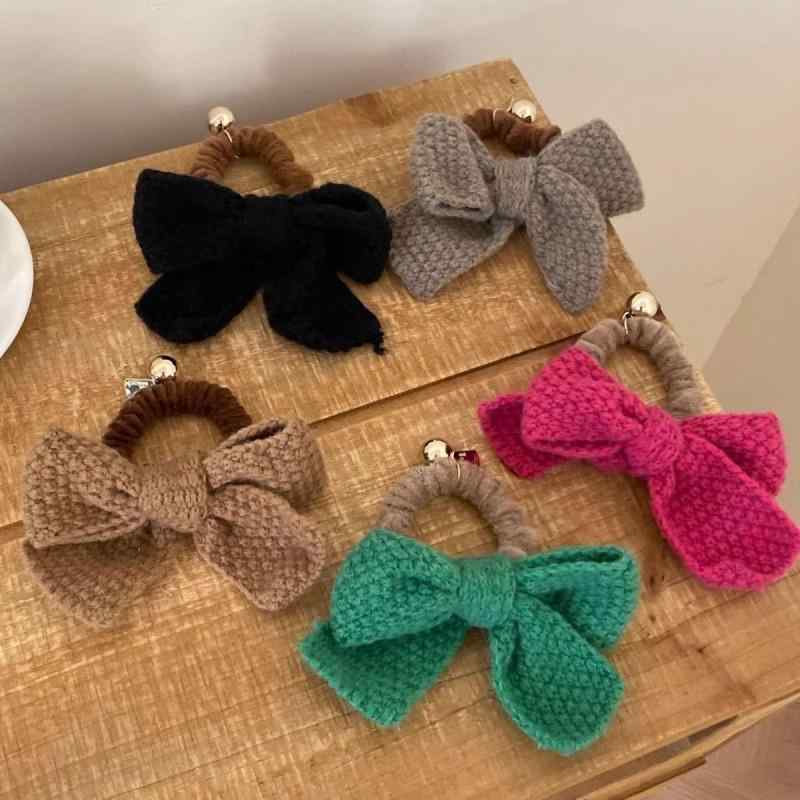 ・カテゴリ: シュシュ・素材: 毛糸・製法: 手作り・カラー展開: ローズレッド、ブラック、ブラウン、グリーン、グレー・柄: チューリップ、バラ、小花柄、椿、ハスの実・スタイル: カートゥーン・特徴: 高弾力・テイスト: フレッシュ＆スイー...