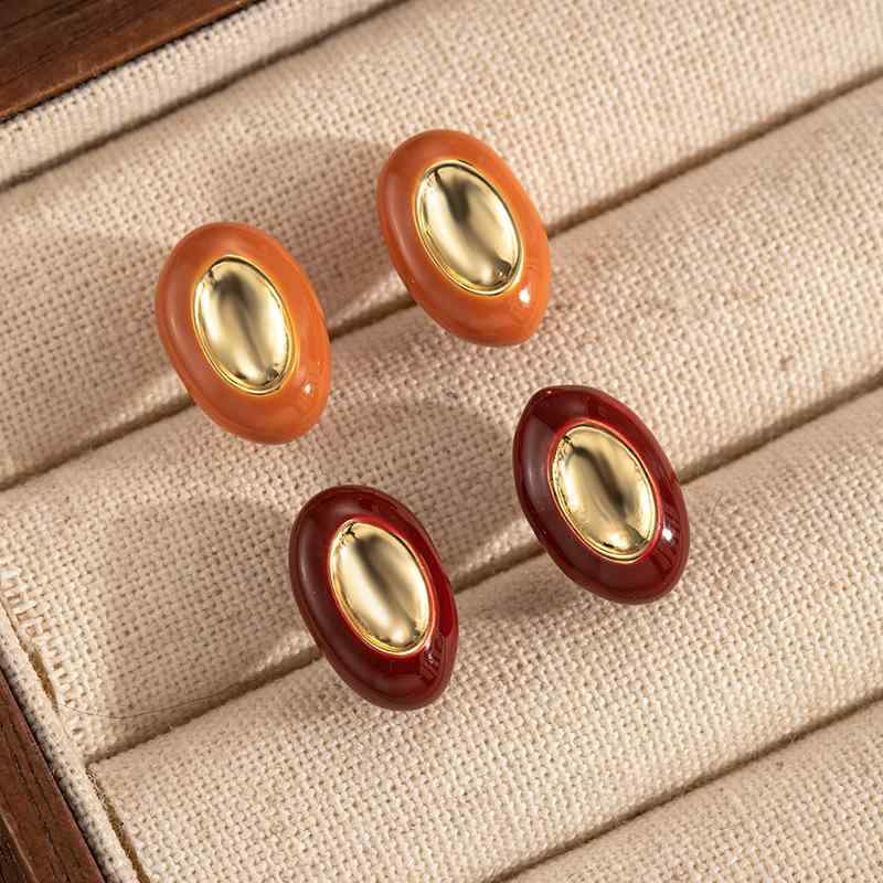 ・カテゴリ: ピアス・対象者: 女性・素材: 合金・加工技術: エナメル加工・スタイル: フレンチレトロ・スタイル分類: 文芸レトロ・流行要素: 小豆・流行要素分類: 植物花卉・カラー展開: レッド, オレンジ