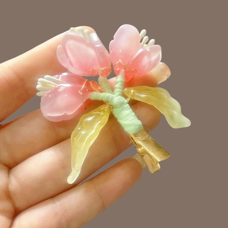 ・主な素材: プラスチック/樹脂・加工方法: ハンドメイド・ヘアクリップ種類: ダックビルクリップ・カラー: チューリップ・柄: チューリップ・スタイル: スウィート・スタイルカテゴリ: フレッシュスウィート・カテゴリ: ヘアアクセサリー・...