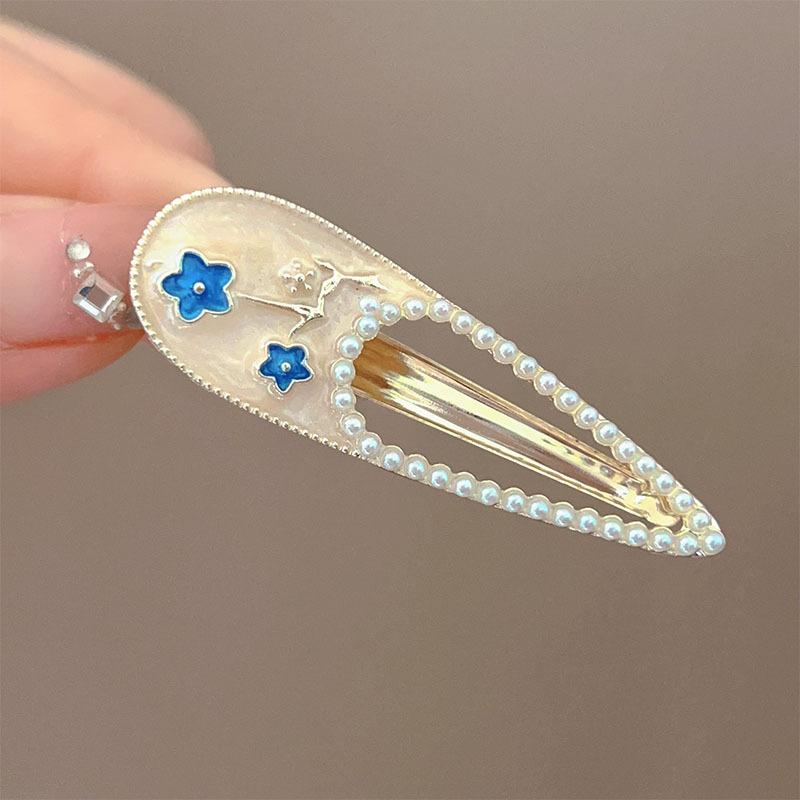 ・主な素材: 合金・スタイル: 花モチーフダックビルクリップ・加工方法: 電鍍・ヘアクリップ種類: ダックビルクリップ・流行要素: 花・テイスト: 文芸風・スタイルカテゴリ: 文芸レトロ・カテゴリ: ヘアアクセサリー・対象: 女性向け・流行...