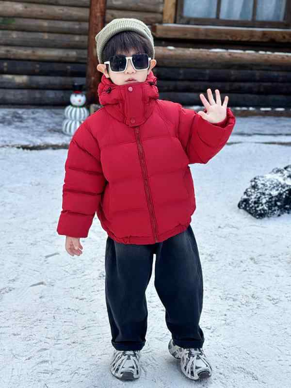 ・性別: 男性・対象年齢: 3～8歳 (身長100～140cm)・詰め物: ホワイトダックダウン・スタイル: 韓国風・柄: 無地・ダウン含有量: 50～55%・生地加工: 柔軟処理・フード: 取り外し不可・トレンド: ストリート系・写真: ...