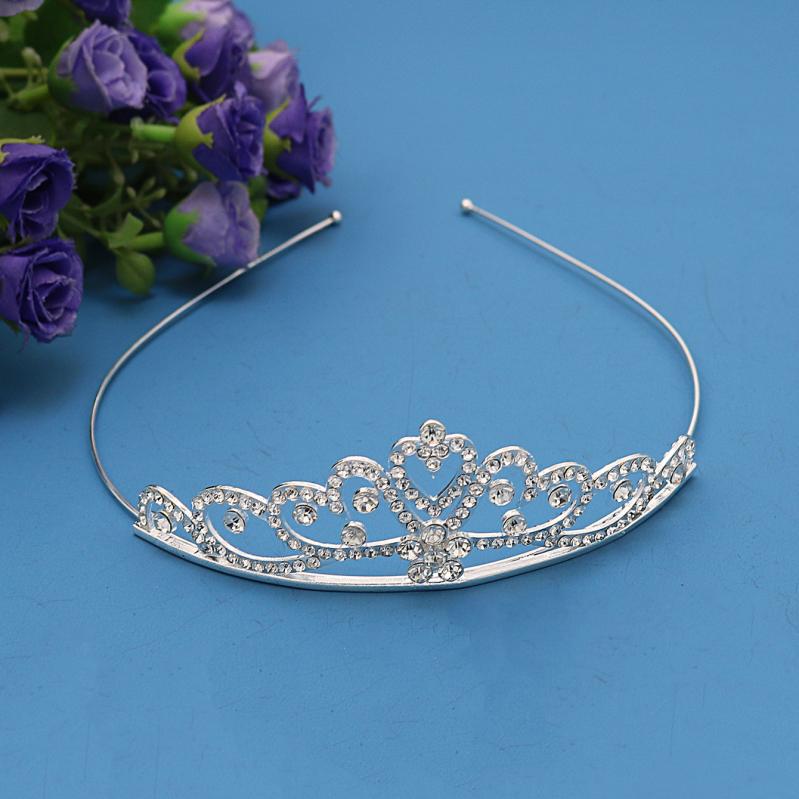 ・素材: 合金・スタイル: 韓国風・対象: 女性用・デザイン: クラウン・加工: 電気メッキ・適用イベント: 結婚式、旅行記念、展示会、従業員福利・カテゴリ: ヘッドアクセサリー
