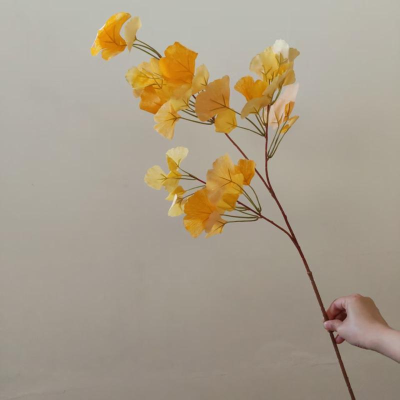 ・素材: 造花・製造方法: 半手作業、半機械・カラー展開: イエロー、グリーン
