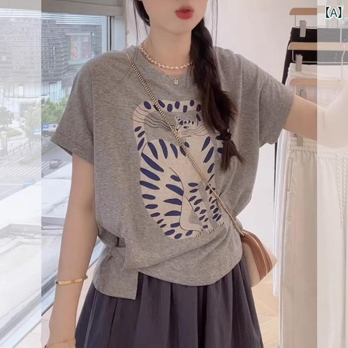 ・カテゴリ: Tシャツ・スタイル: カジュアル・主な素材: 綿 95%以上、スパンデックス 30%以下・ネックライン: クルーネック・袖丈: 半袖・袖型: レギュラー・シルエット: ルーズ・柄: アニマル柄、プリント・デザイン特徴: アシン...