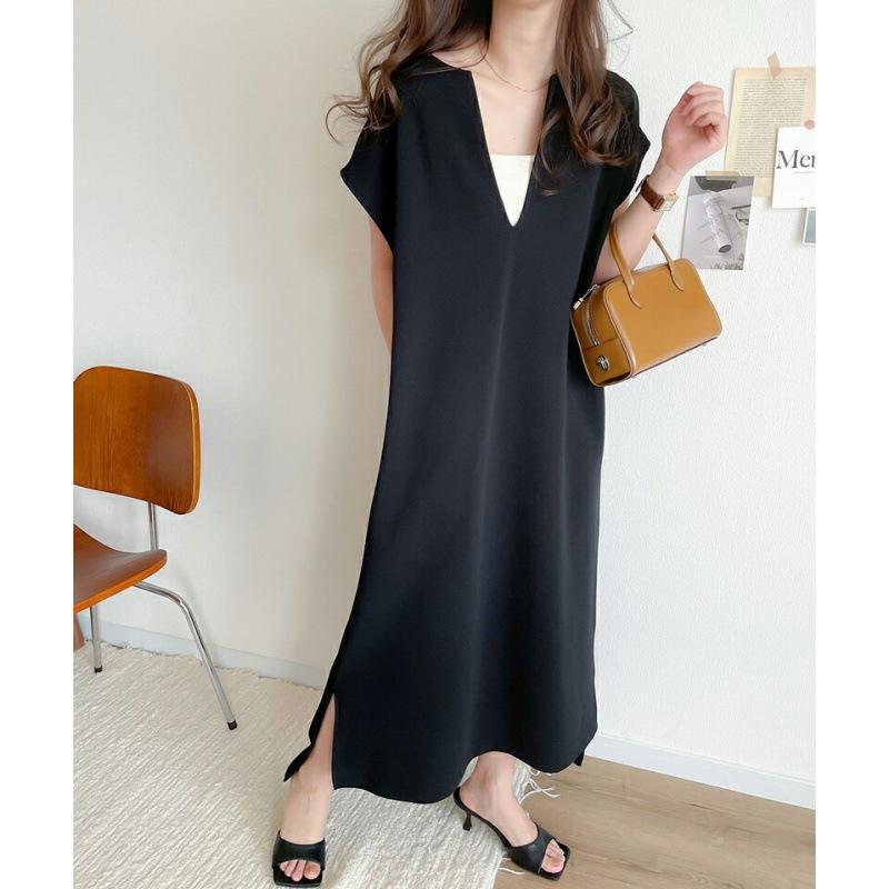 ・主な素材: 麻95%以上・カテゴリ: ワンピース・形式: 単品・スカート丈: ミモレ丈・ネックライン: Vネック・袖丈: ノースリーブ・スタイル: ストリート・カラー展開: ブラック、カーキ・サイズ展開: M、L