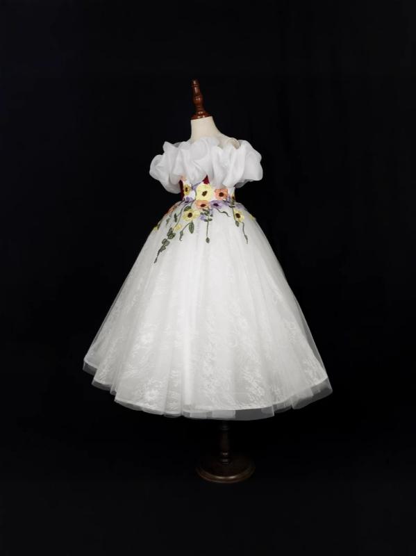 ・カテゴリ: 子供礼服・スタイル: プリンセス・対象性別: 女の子・カラー展開: ホワイト・サイズ展開: 100cm、110cm、120cm、130cm、140cm、150cm・主な素材: ポリエステル80%・裏地: ポリエステル30%・加...