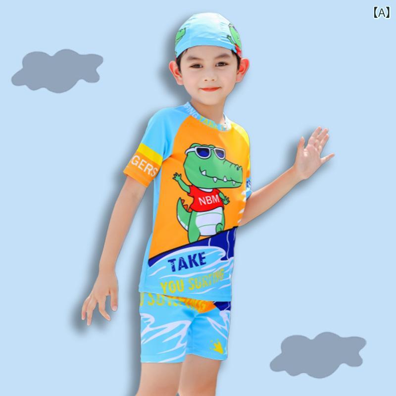 ・対象性別: 男・対象年齢: 4-15歳・柄: カートゥーン、高伸縮性、爽やか・主な素材: ポリエステル・素材成分: ポリエステル82%・生地重量: 160g・裏地: ポリエステル82%・シーン: 水泳、水遊び・カラー: オレンジブルー恐竜...
