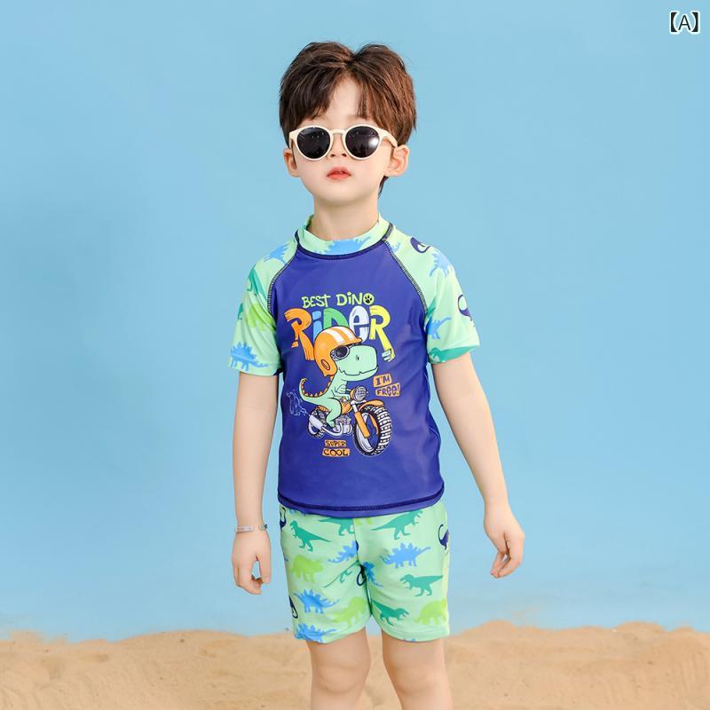 ・対象年齢: 0-6歳・性別: 男・柄: カードゥーン・主な素材: ポリエステル85%・重量: 195g・裏地: ポリエステル95%・用途: 游泳・水遊び・カラー: 恐竜（泳帽付き）・サイズ展開: 90、100、110、120、130、14...