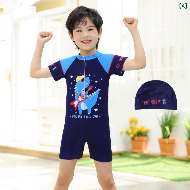 ・対象年齢: 3-12歳・対象性別: 男児・柄: カートゥーン、高伸縮、爽やか・主な素材: ポリエステル85%・裏地: ポリエステル15%・生地重量: 150g・使用シーン: スイミング、水遊び・カラー展開: ネイビー恐竜、ブルーサメ、イエ...