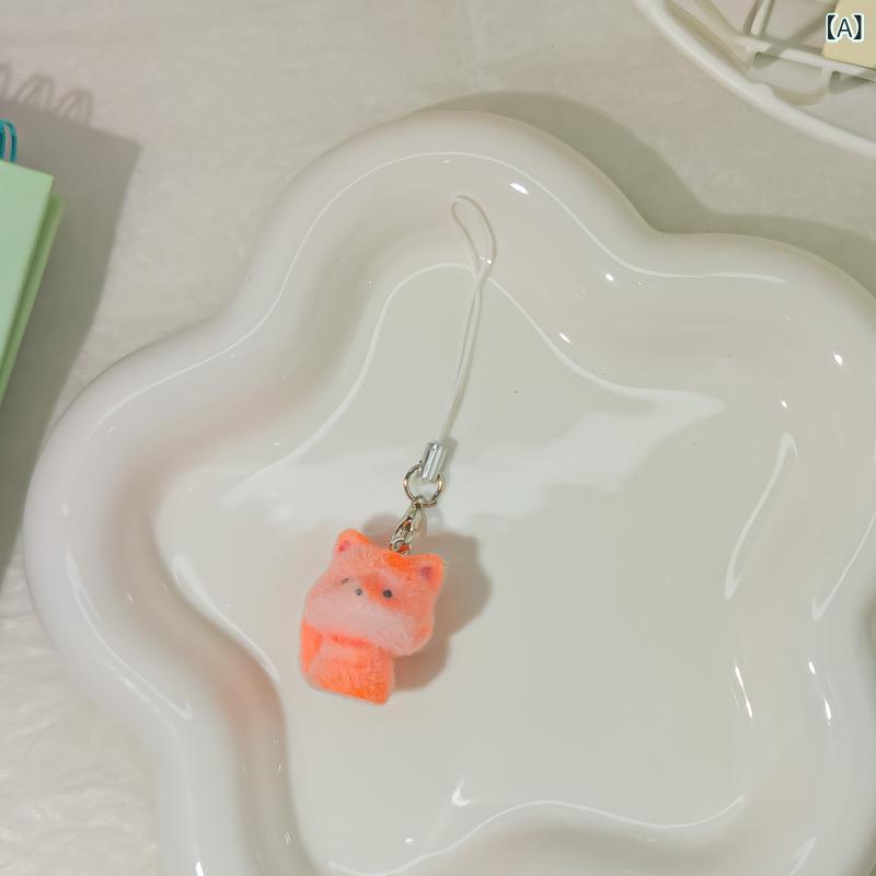 ・カテゴリ: 携帯ストラップ・処理プロセス: ドロップ接着・素材: プラスチック、樹脂・カラー展開: 小狐狸、小猫咪、小狮子、小熊・スタイル: カートゥーン、フレッシュ、スイート・デザイン: キーホルダー型、フロッキングキャット・デザイン要...