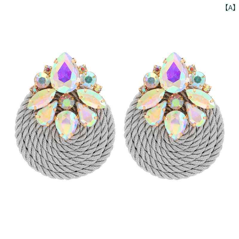 ・カテゴリ: 耳飾り・素材: ラインストーン・デザイン: 円形・スタイル: 韓国風・テイスト: 清新、フェミニン・カラー展開: ホワイト、レッド、パープル、グリーン、ブルー、ブラック、カラフル、ピンク、ローズピンク・対象: レディース