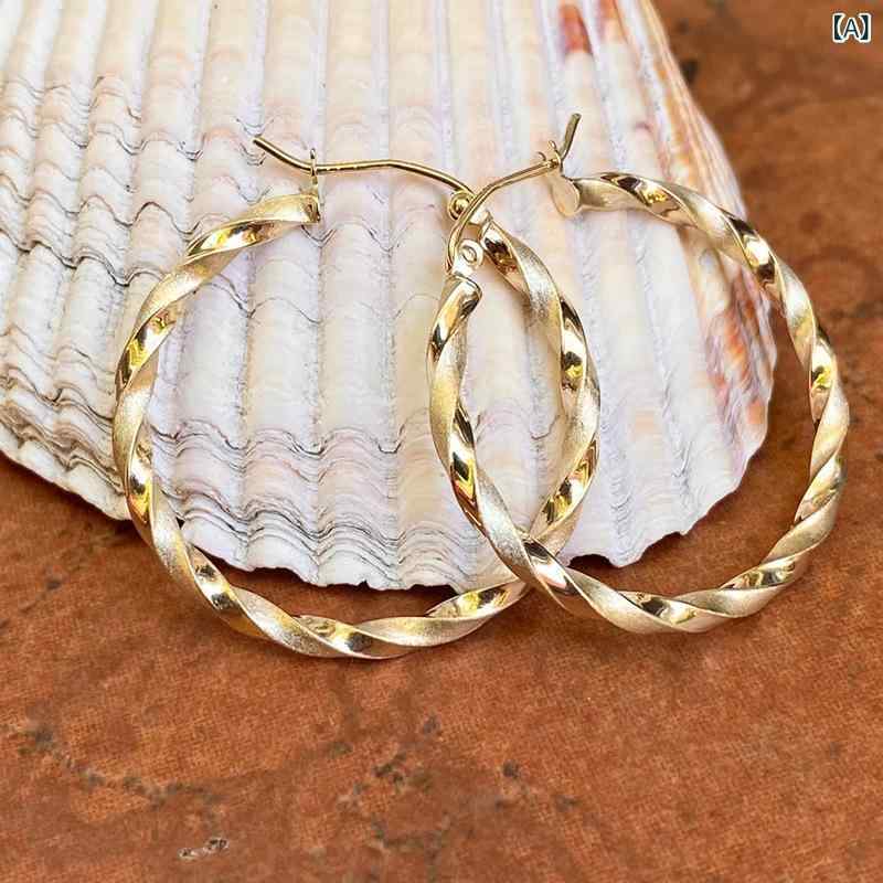 ・カテゴリ: 耳飾り・主な素材: 金属・ポスト（耳針）素材: 925シルバー・加工技術: 電気メッキ・デザイン: U字型・カラー展開: ゴールド・スタイル: シック、ファッション・通勤・トレンド要素: ツイスト（ねじりデザイン）・対象: レ...