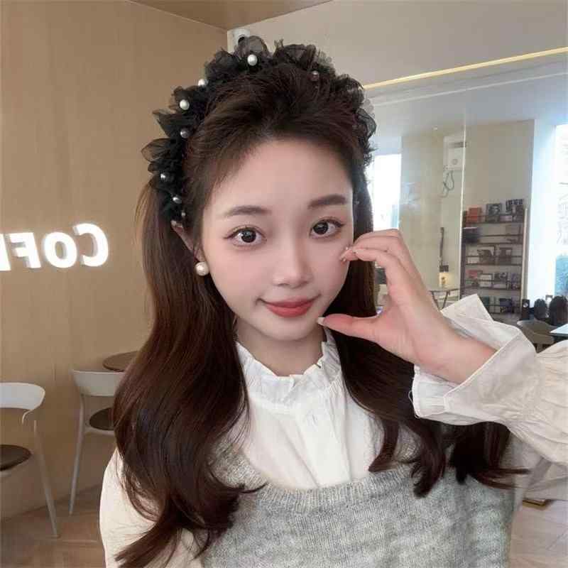 ・カテゴリ: ヘアアクセサリー・主な素材: メッシュ・カラー展開: ブラック、シャンパン・デザイン要素: パール・スタイル: ファッション通勤・対象: レディース