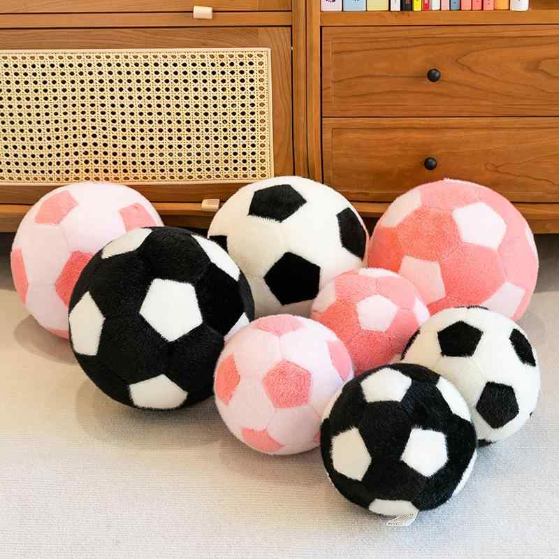 ・カテゴリ: ぬいぐるみ・デザイン: サッカーボール・毛タイプ: 短毛・素材: ポリエステル・中材: PP綿・カラー展開: 白、黒、ライトピンク、ダークピンク、革（色指定）、脚付きバスケットボール、脚付きサッカーボール、脚付きバレーボール、...