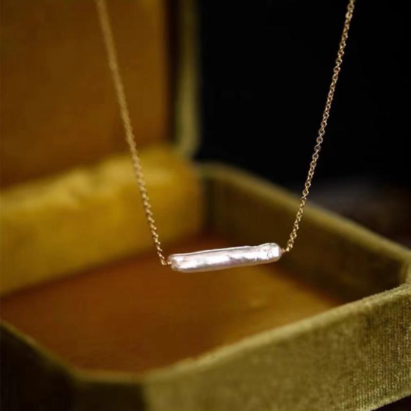 ・カテゴリ: ネックレス・パールの種類: 淡水パール・パールの形状: ほぼ丸・パールの直径: 12mm-13mm未満・ペンダントトップ: あり・ペンダントトップの素材: 銅・主な素材: パール・金具の素材: 銅・カラー: ホワイト、シルバー...