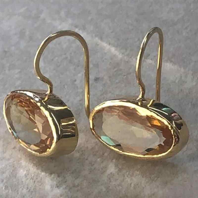 ・カテゴリ: 耳飾り・主な素材: 金属・処理技術: メッキ・デザイン: 幾何学型・カラー展開: ゴールド・トレンド要素: 円形、幾何学・スタイル: ins風、個性派